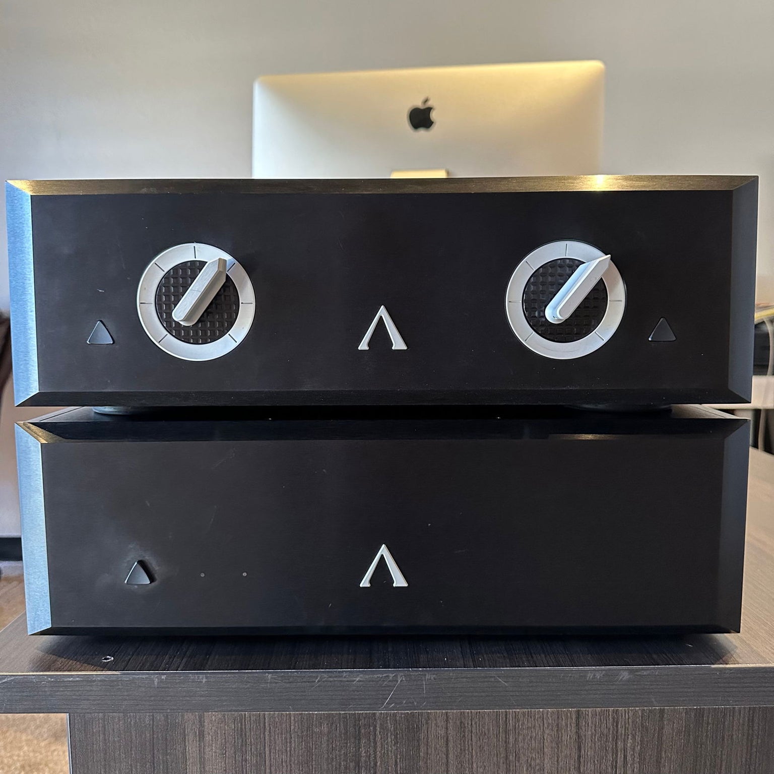 Pre-owned / Demo — Alma Music and Audio